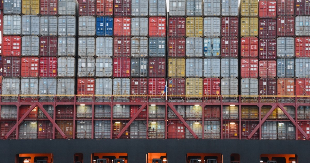 EKS vs. ECS vs. Fargate vs. Kubernetes (AWS containers explained)